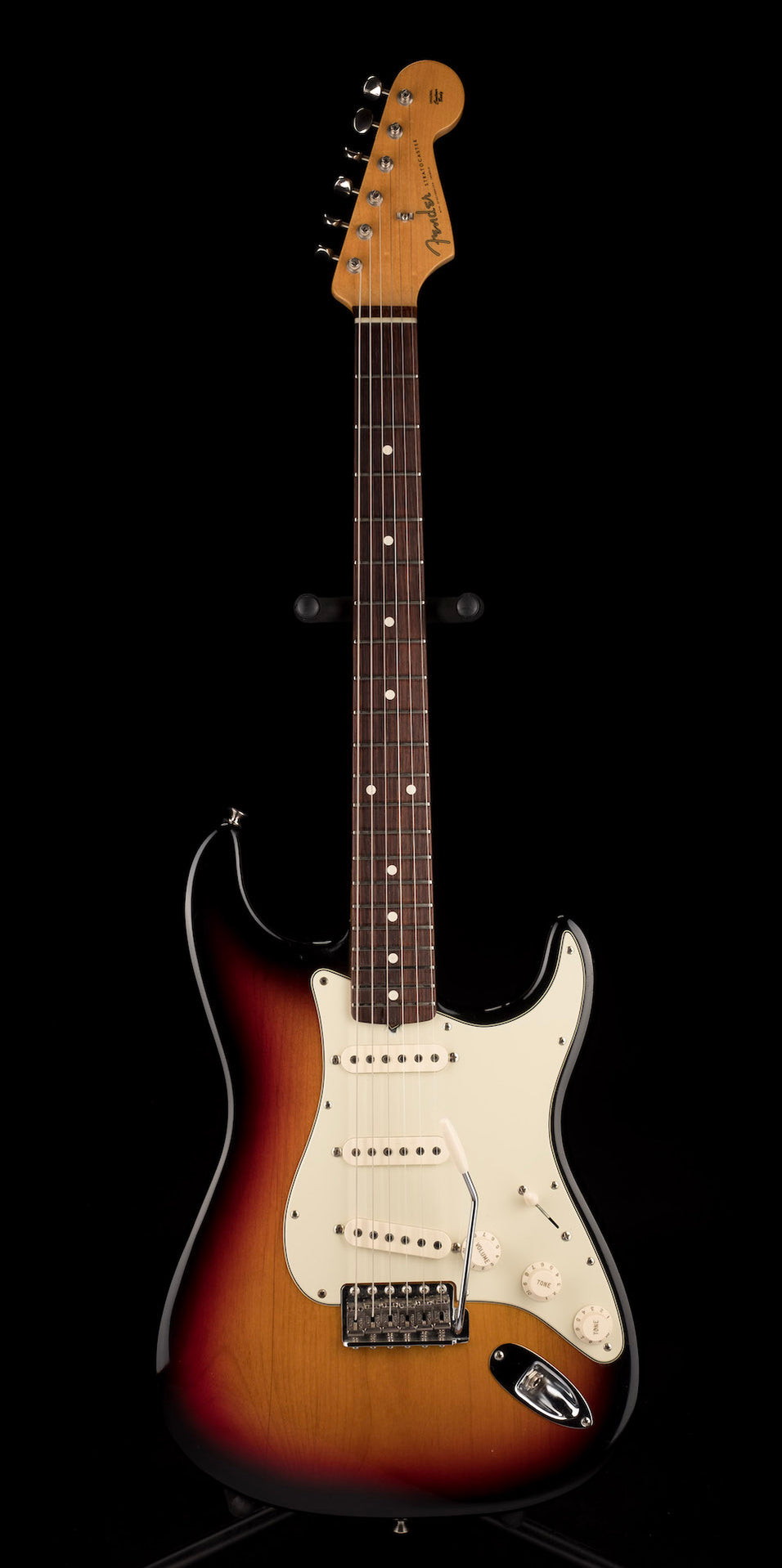 Pre Owned 2007 Fender '62 Hot Rod Reissue Stratocaster Sunburst With A ...