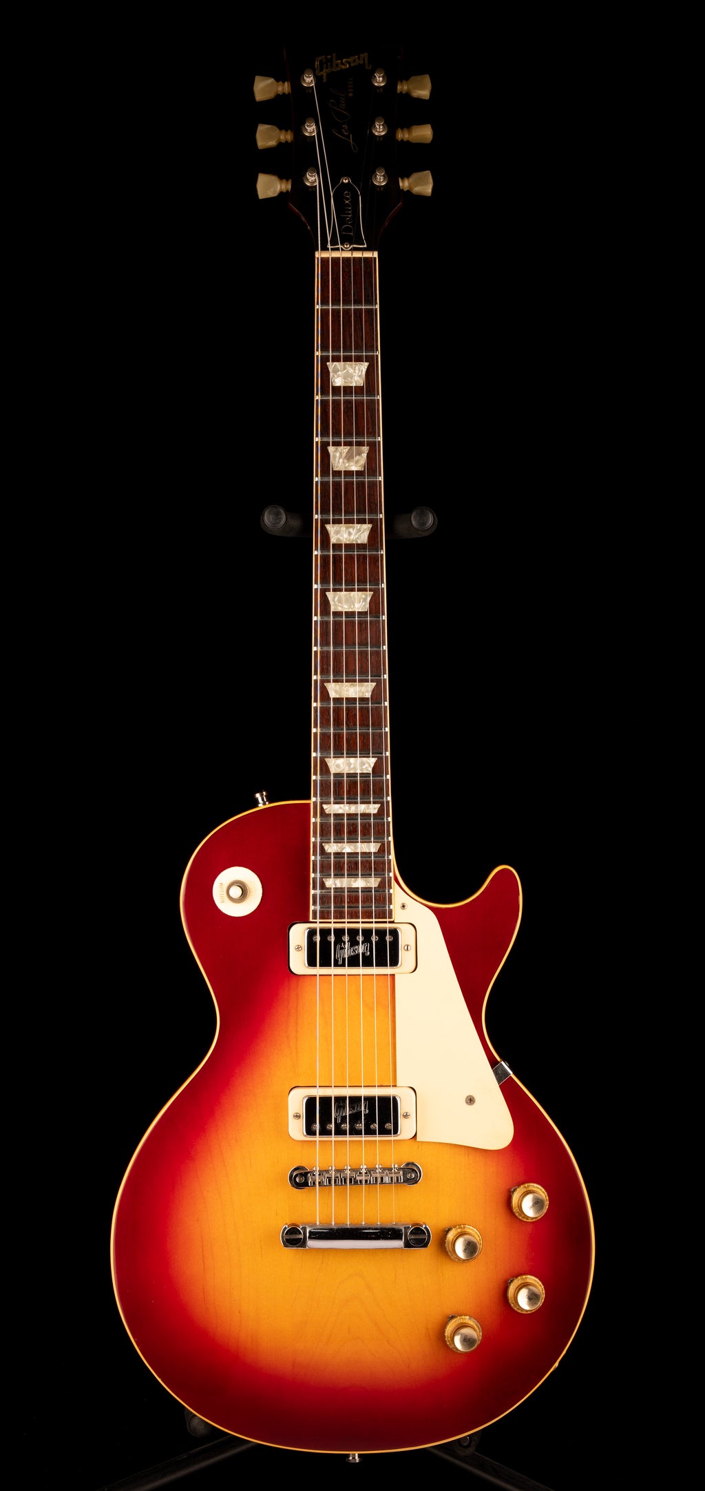 Truetone Music - Guitars, Basses, Amps & Pedals
