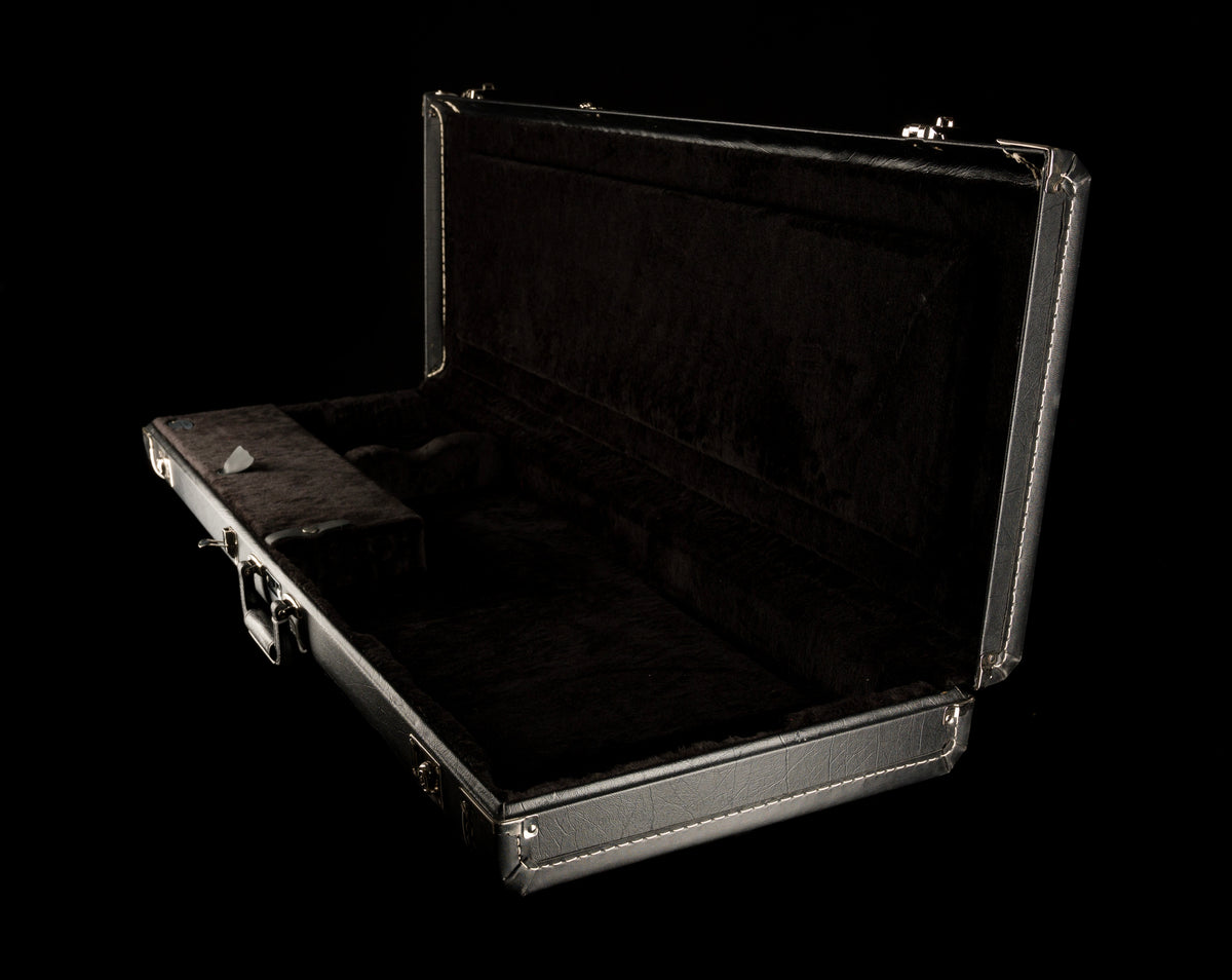 Used Fender G&G Standard Jaguar/Jazzmaster Case Black with Black Inter ...