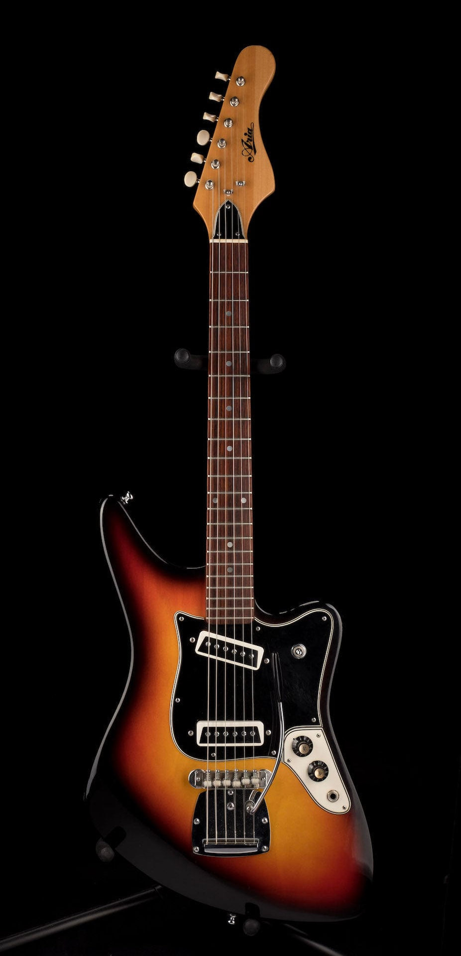 Used Vintage 1960's Aria 1532T Sunburst — Truetone Music