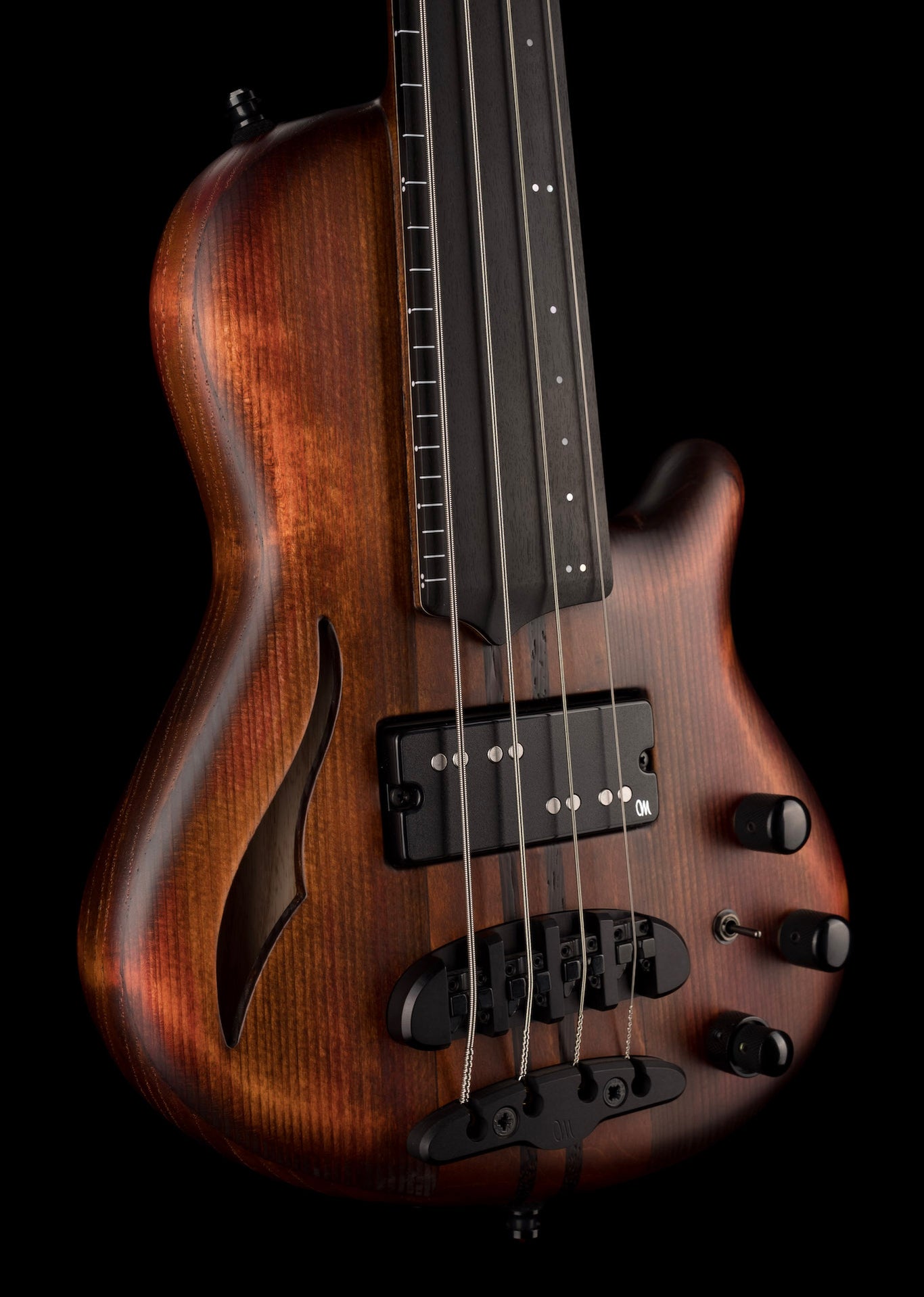 Mayones Cali4 Fretless Bass 17.5" Scale Swamp Ash Semi Hollow Body Spr ...