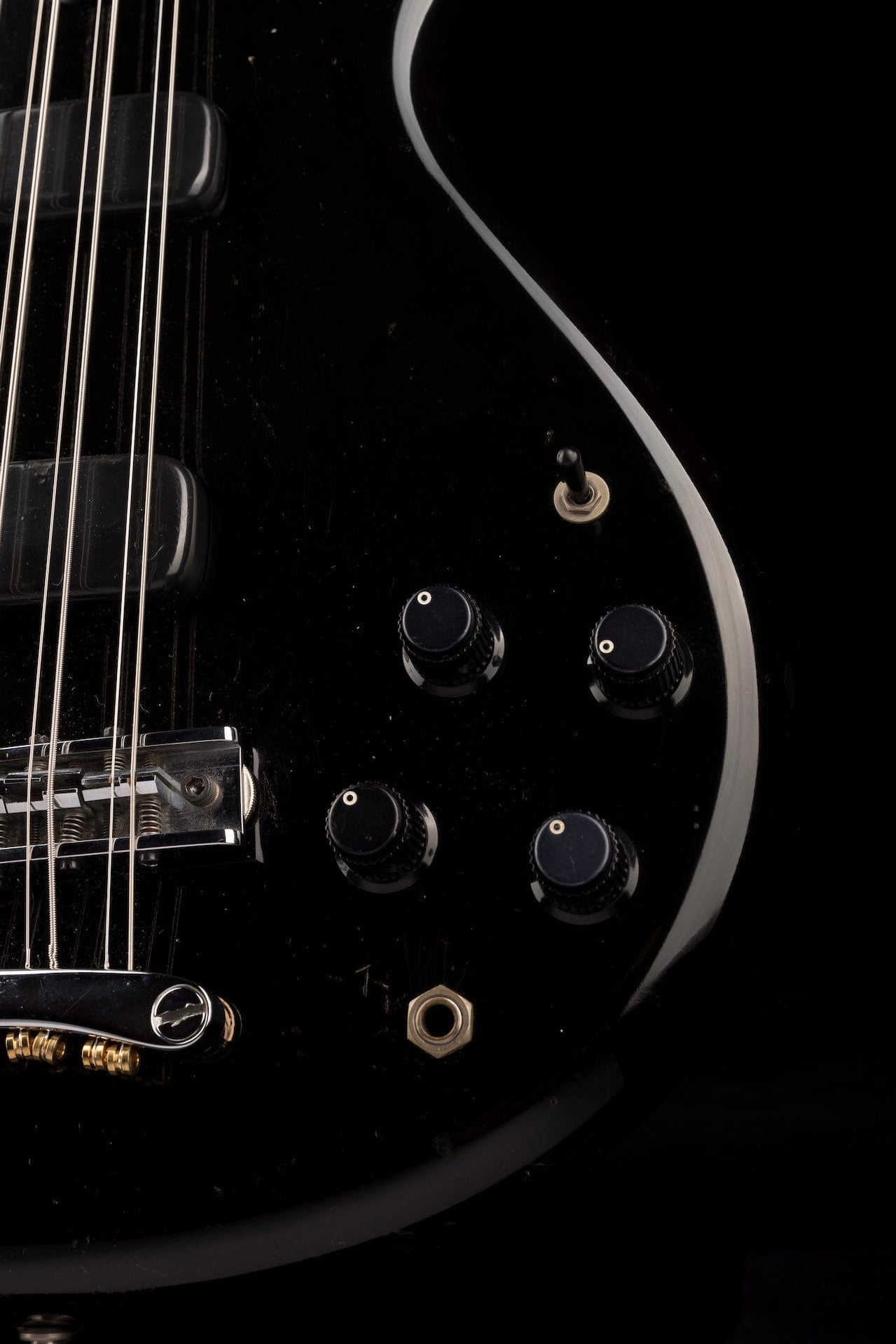 Pre Owned Veillette-Citron Standard 8-String Bass Black With Case ...