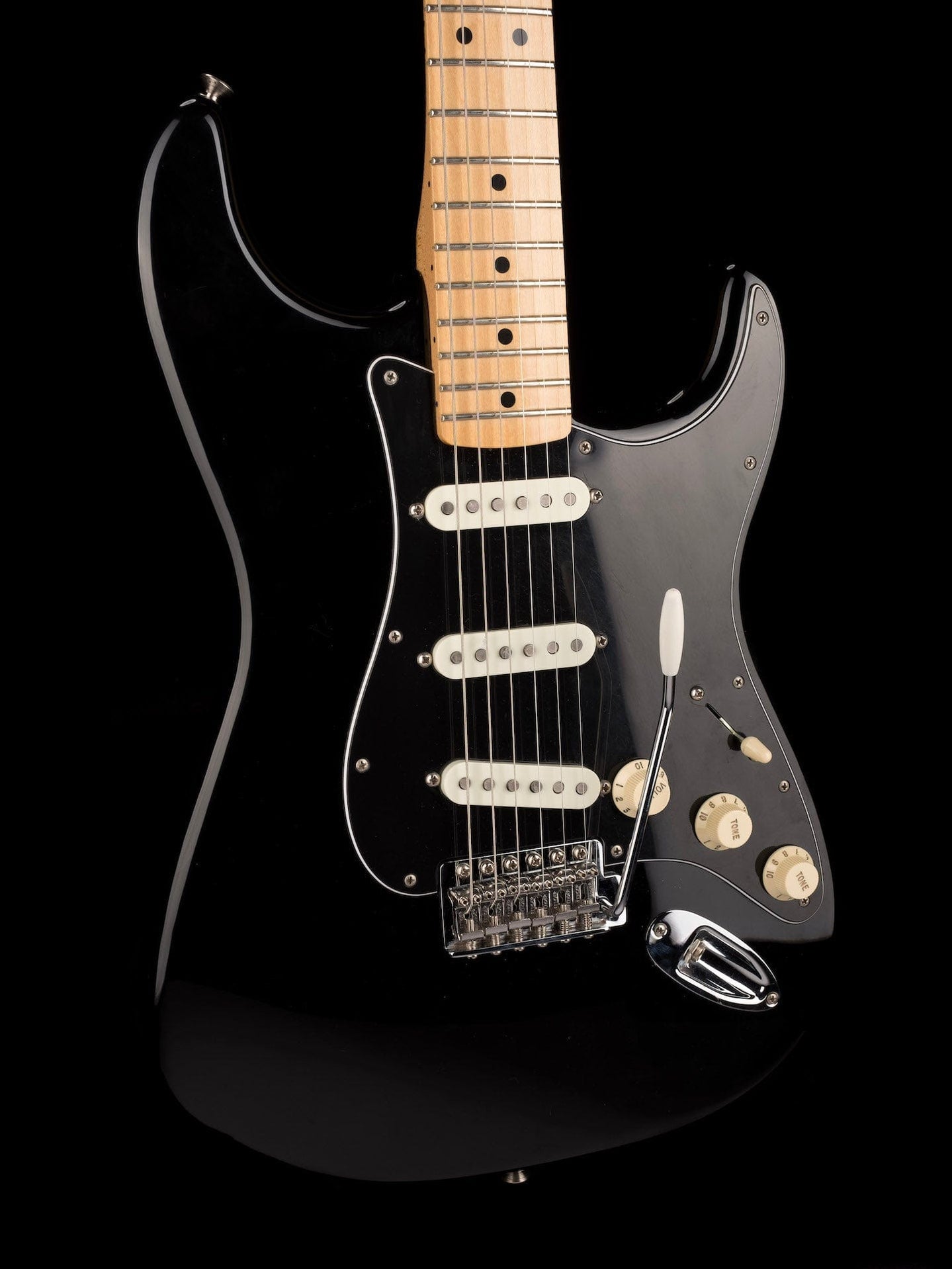 Used Fender Special Run Standard Strat With Custom Shop Pickups Black ...