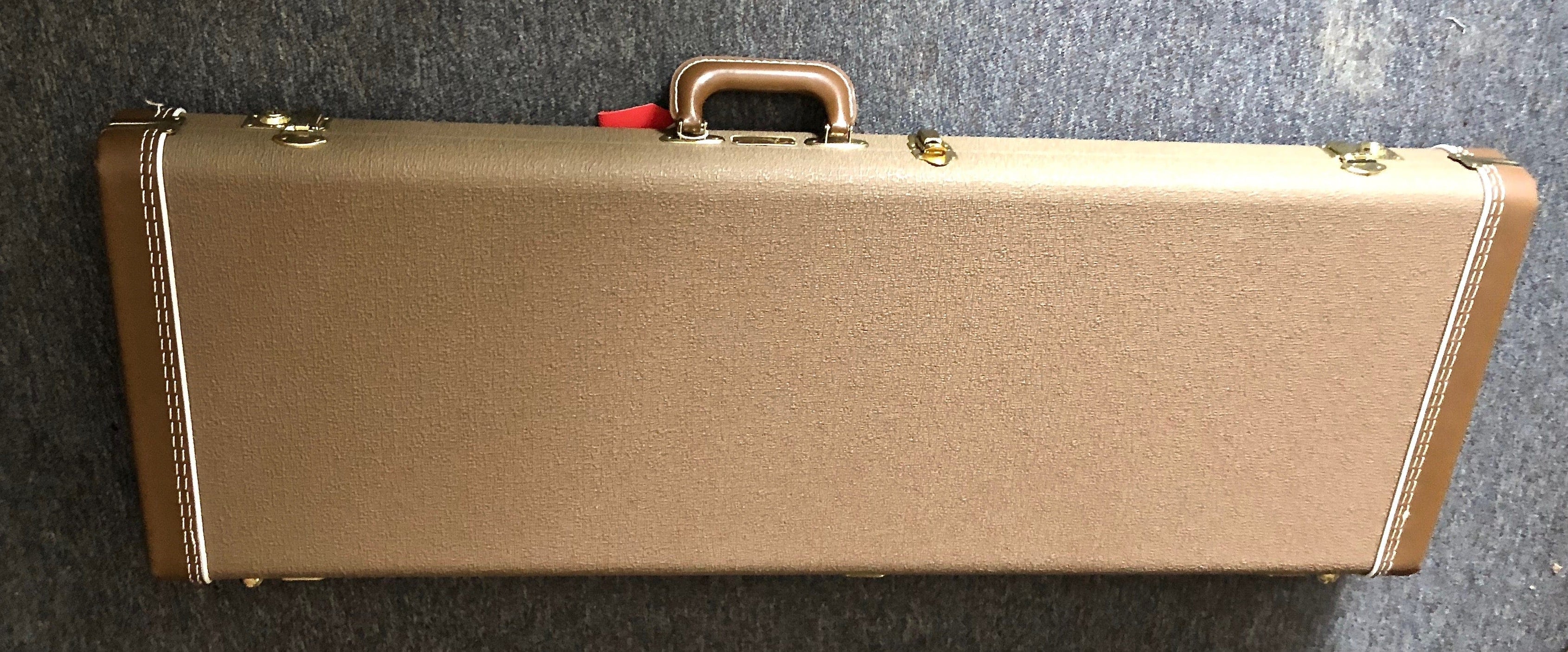 Used Fender Deluxe Hardshell Stratocaster Telecaster Case Brown Tolex ...