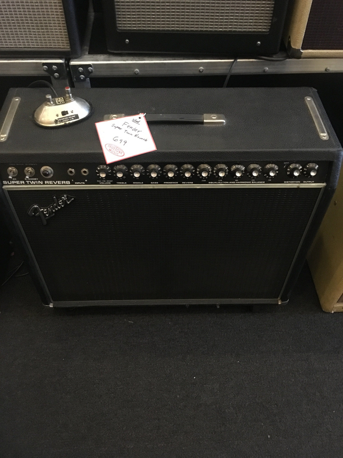 Used Fender Super Twin Reverb 2x12" Tube Guitar Amplifier Combo ...