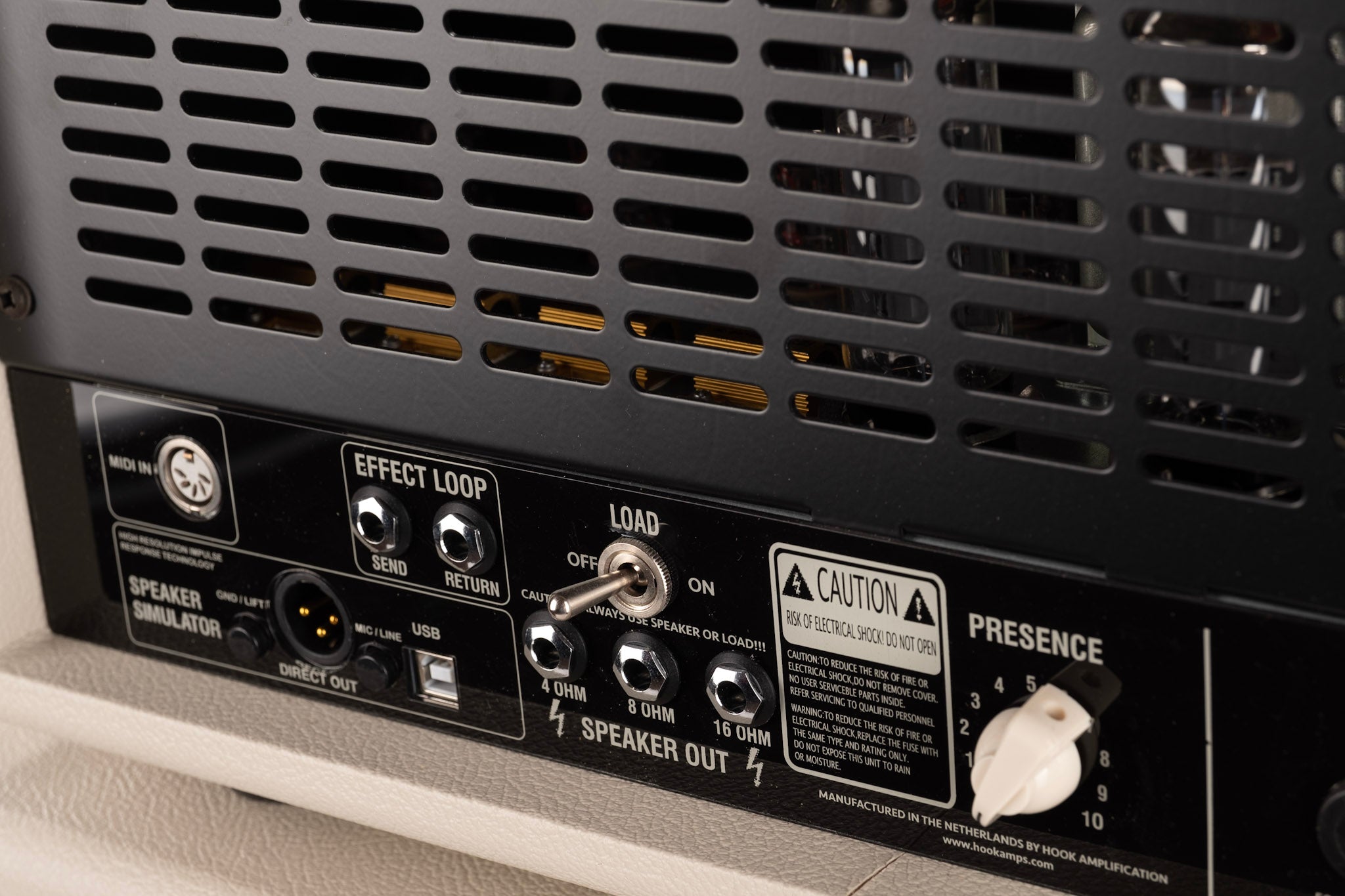 Pre Owned Hook Wizard Guitar Amp Head And Matching 112 Cabinet Guitar ...